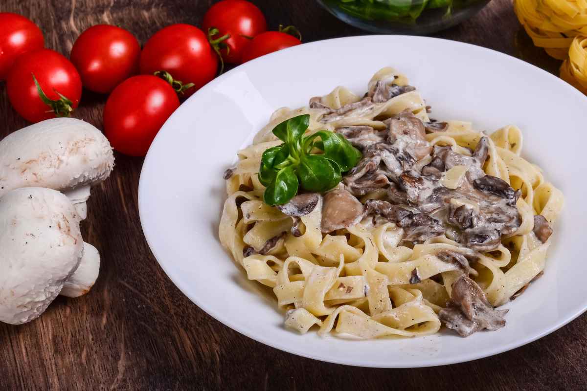 Creamy Miso Mushroom Pasta: Super Simple Pasta Tons of Umami Flavor