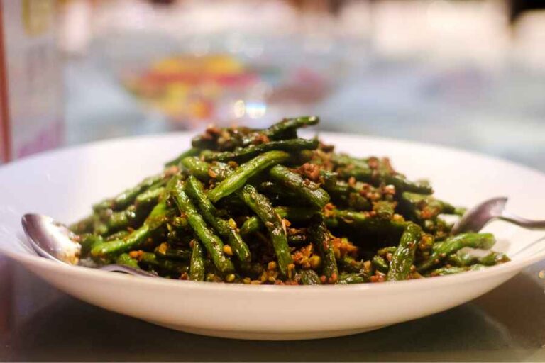 Sichuan Style Stir-Fried Chinese Long Beans – Urbaki Cooking