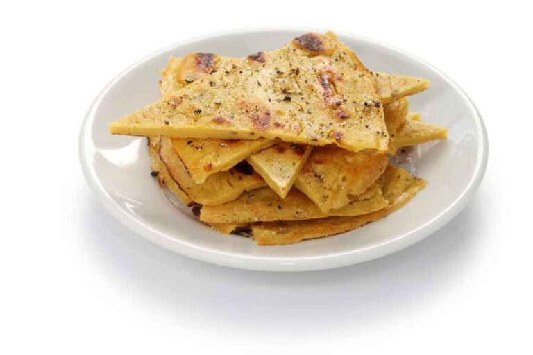 Socca – A Quick and Easy Gluten-Free Flatbread – Urbaki Cooking