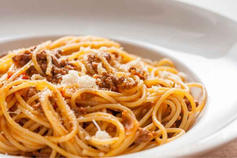 Meaty, Saucy, and Delicious: The Perfect Spaghetti Bolognese Recipe ...