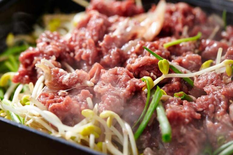 Experience Korean Cuisine with This Mouthwatering Bulgogi! – Urbaki Cooking