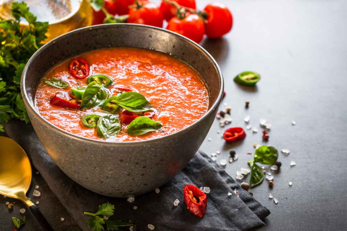 A Taste of Spain: Authentic Gazpacho Recipe for Summer Delight