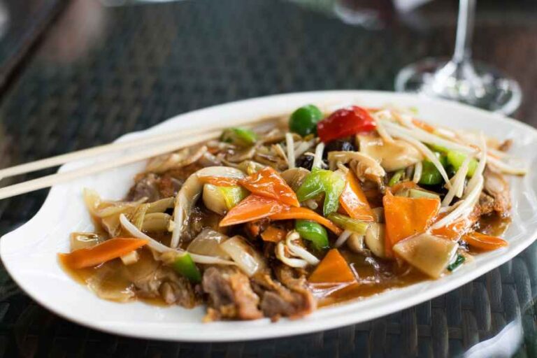 Asian Fusion Delight: A Flavorful Chop Suey Recipe – Urbaki Cooking