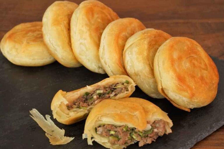 Crafting Authentic Chinese Beef Puff Pastry Pies – Urbaki Cooking