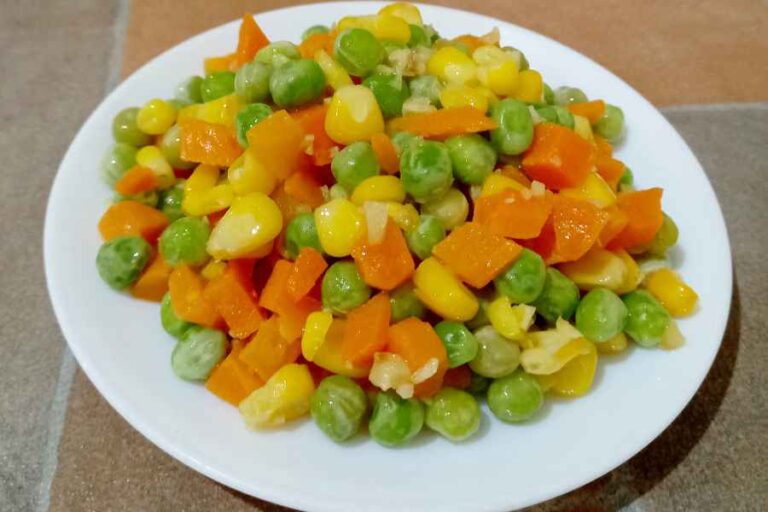 Easy Buttered Mixed Vegetables for Colorful Comfort – Urbaki Cooking