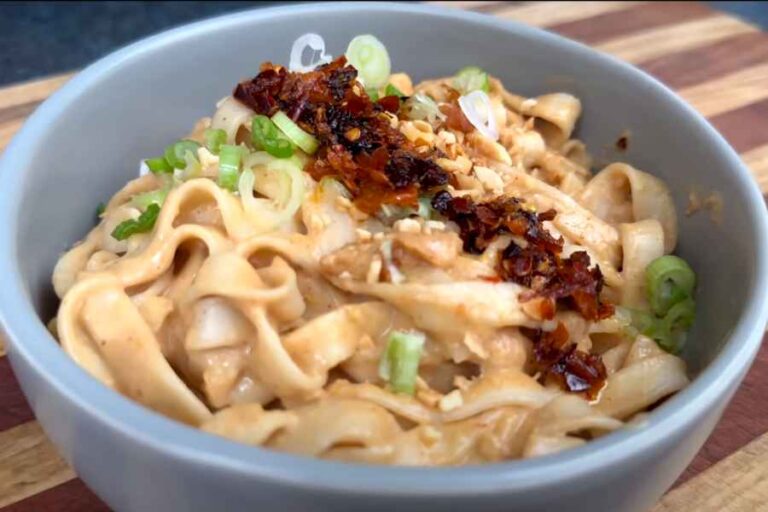 Nutty Noodle Delight: Irresistible Peanut Pasta in Minutes