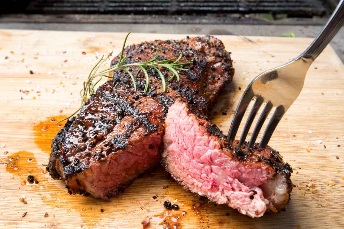 Which is the Best Way to Cook Steak? – Urbaki Cooking