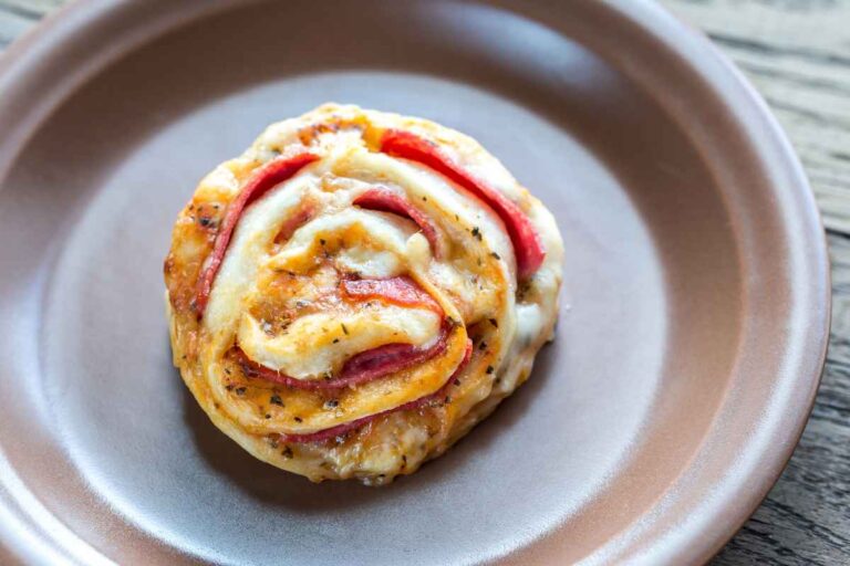 Make Ahead and Freezer Friendly! Easy Pizza Rolls – Urbaki Cooking