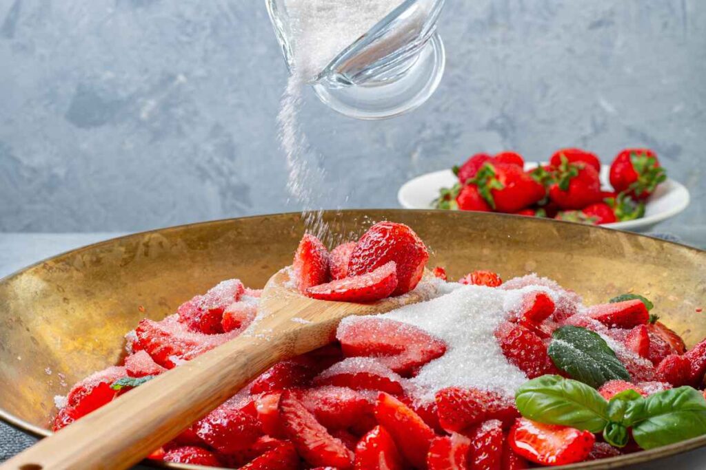 Homemade Strawberry and Basil Jam – Urbaki Cooking