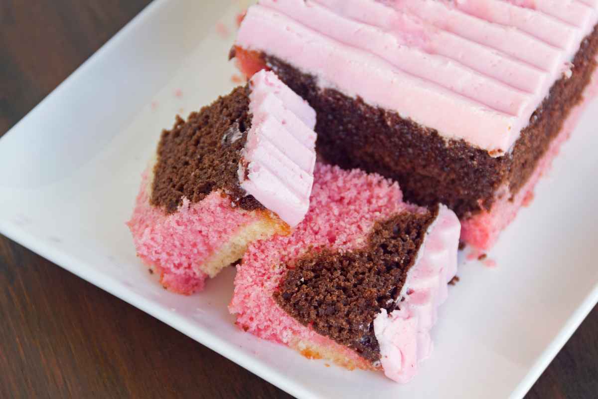 A Delightful Dessert! Neapolitan Cake