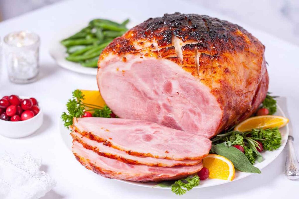 Christmas Recipe! Maple-Glazed Roast Ham with Holiday Spices – Urbaki ...
